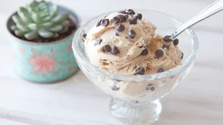 Easy Customizable Greek Yogurt Cookie Dough (High-Protein)